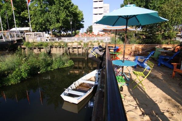 Kid Hazo Installs at Spruce Street Harbor Park – Streets Dept