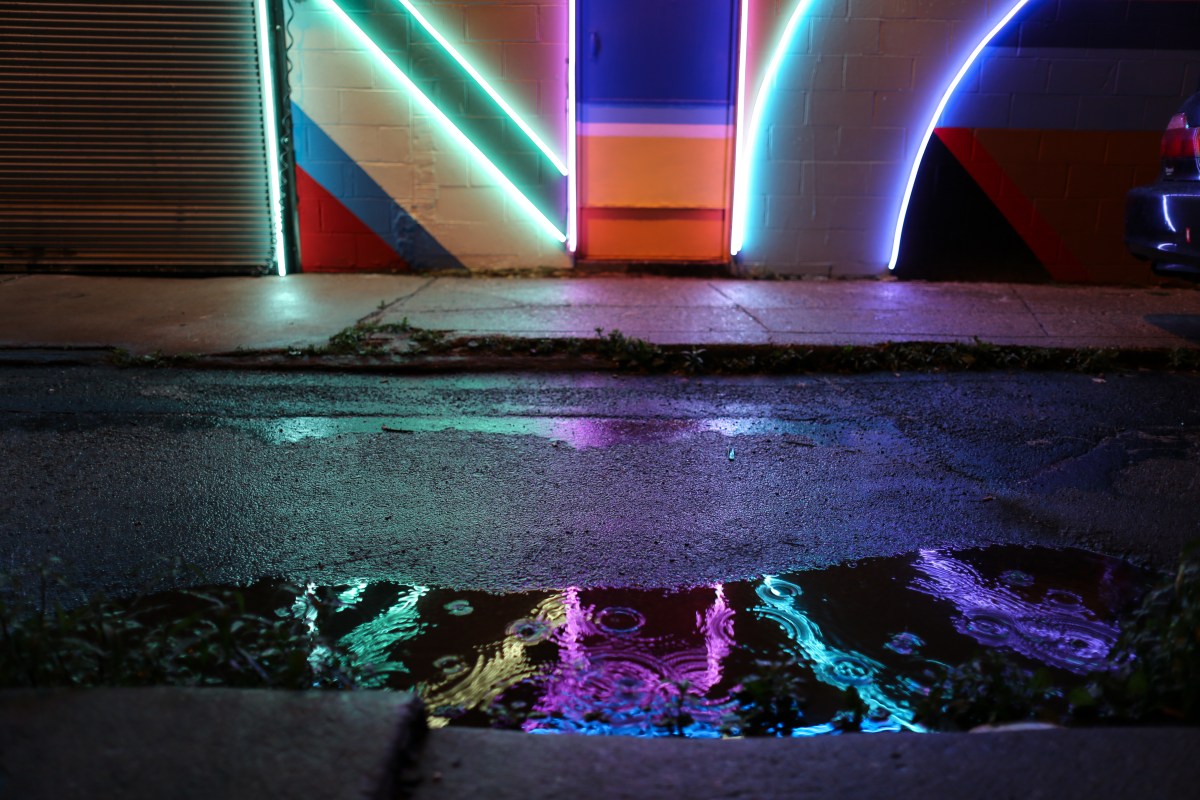AMAZING New Electric Light ‘Mural’ in South Philly! – Streets Dept