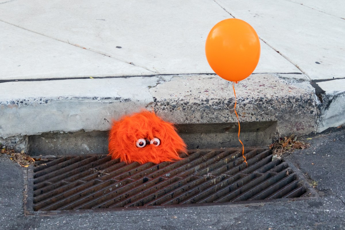 Kid Hazo Installs Gr-“IT”-ty in South Philly – Streets Dept